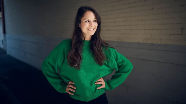 Sie folgt auf Schauspielgrössen wie Erich Vock oder Ines Torelli